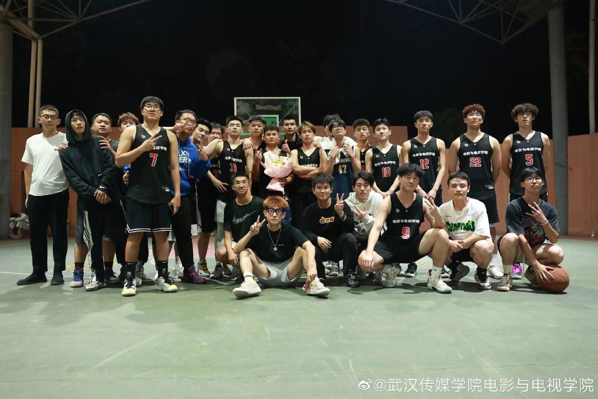 FJFJFJF的抖音 - 抖音