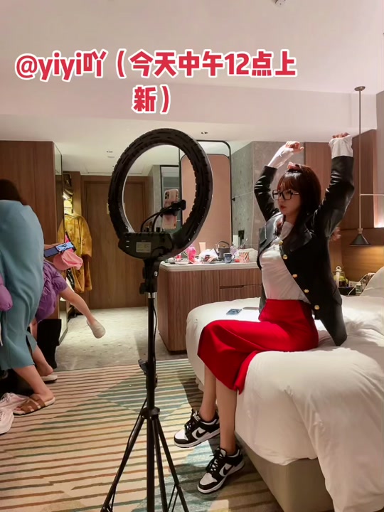 yiyiya.Guo官方旗舰店的抖音 - 抖音