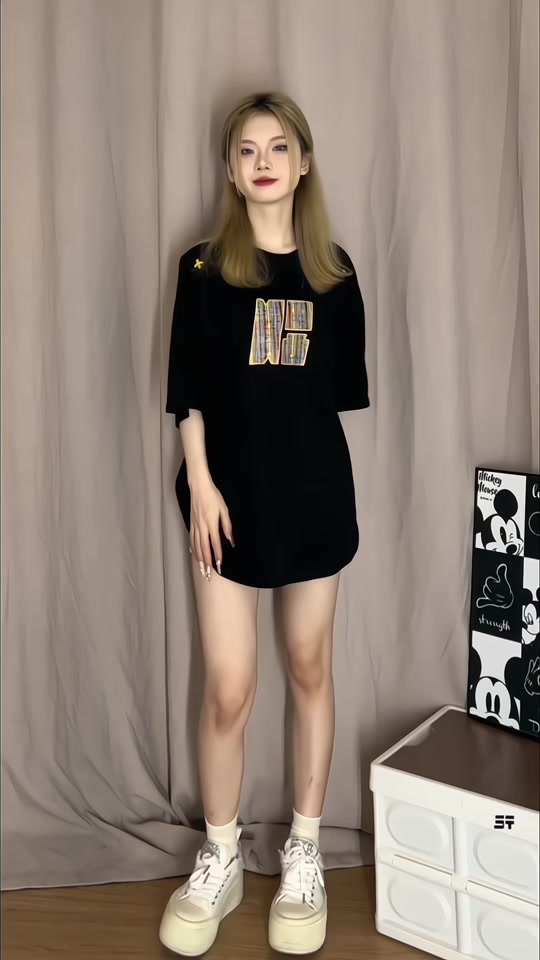 SUMBUR服饰旗舰店的抖音 - 抖音